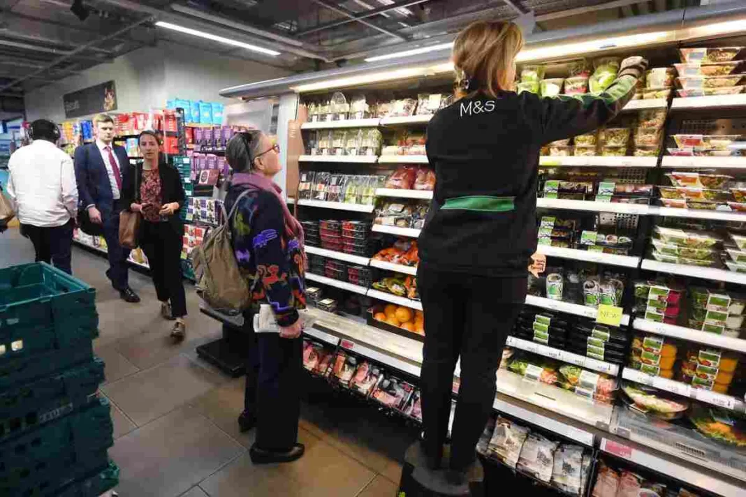La inflación en el Reino Unido desciende en marzo levemente hasta el 10 ... La inflación en el Reino Unido desciende en marzo levemente hasta el 10 ...